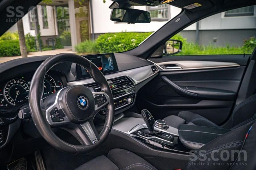White BMW 520 2018 in Riga, with an engine capacity of 2.00 L and mileage of 0 thousand km for 18990 €, photo 9 on AUTOMOTO.COM.LV