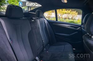White BMW 520 2018 in Riga, with an engine capacity of 2.00 L and mileage of 0 thousand km for 18990 €, photo 20 on AUTOMOTO.COM.LV