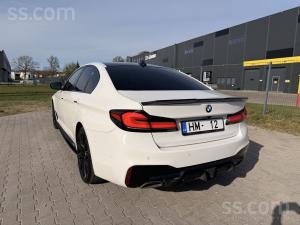 White BMW 520 2018 in Riga, with an engine capacity of 2.00 L and mileage of 0 thousand km for 18900 €, photo 5 on AUTOMOTO.COM.LV