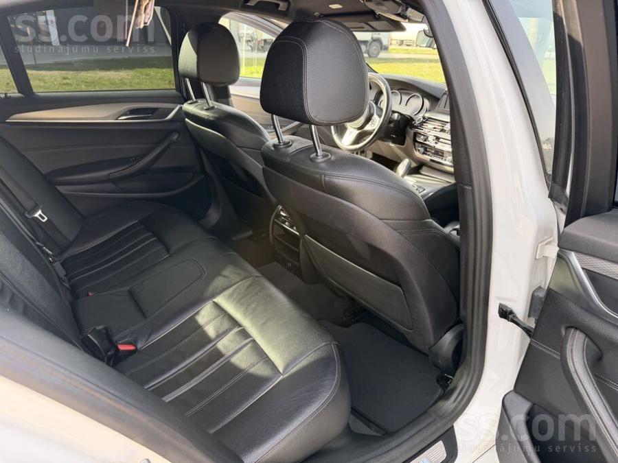 White BMW 520 2018 in Riga, with an engine capacity of 2.00 L and mileage of 0 thousand km for 18900 €, photo 8 on AUTOMOTO.COM.LV