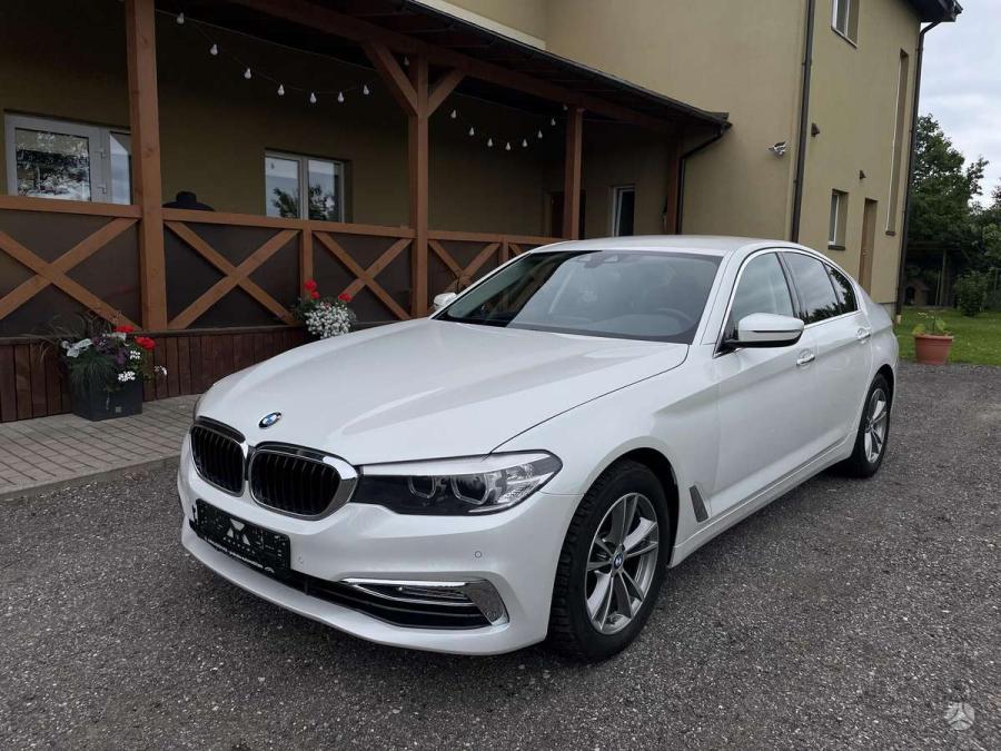 White BMW 520 2018 in Kursenai, with an engine capacity of 2.00 L and mileage of 120 thousand km for 18100 €, photo 4 on AUTOMOTO.COM.LV