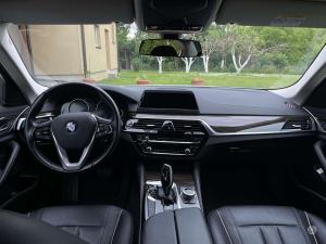 White BMW 520 2018 in Kursenai, with an engine capacity of 2.00 L and mileage of 120 thousand km for 18100 €, photo 11 on AUTOMOTO.COM.LV