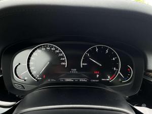 White BMW 520 2018 in Kursenai, with an engine capacity of 2.00 L and mileage of 120 thousand km for 18100 €, photo 15 on AUTOMOTO.COM.LV