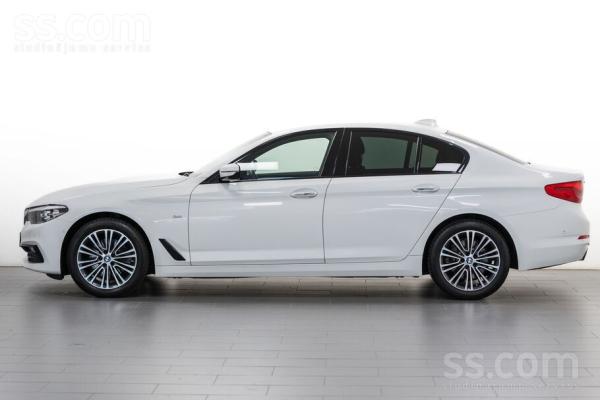 White BMW 520 2018 in Riga, with an engine capacity of 2.00 L and mileage of 87 thousand km for 23500 €, photo 2 on AUTOMOTO.COM.LV