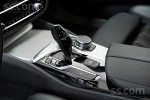 Balts BMW 520 2018 Rīga, ar dzinēja tilpumu 2.00 L un nobraukumu 87 tūkst. km par 23500 €, foto 25 vietnē AUTOMOTO.COM.LV