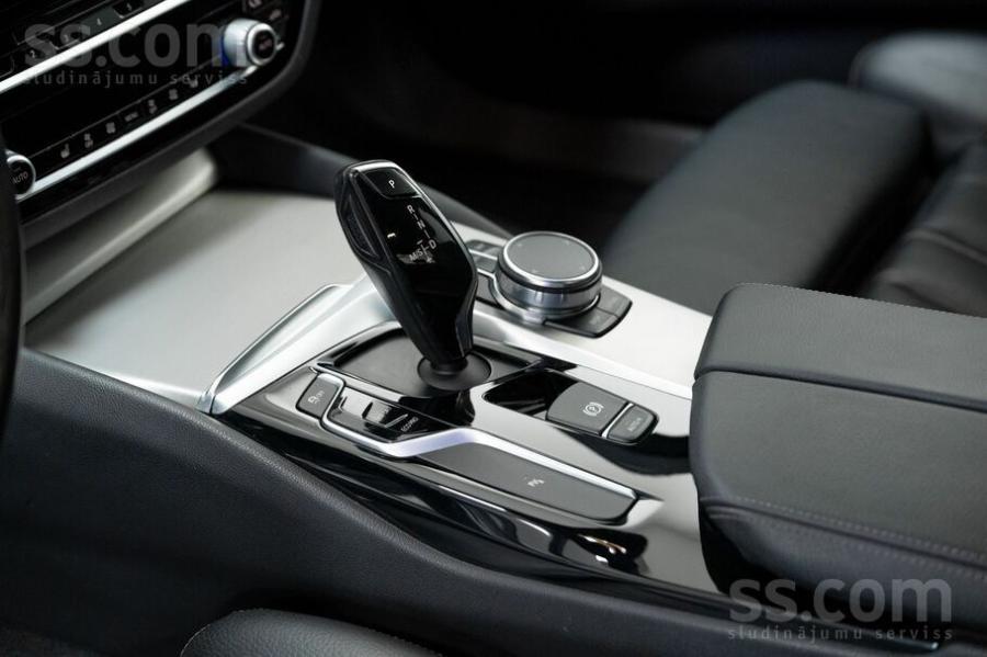 Balts BMW 520 2018 Rīga, ar dzinēja tilpumu 2.00 L un nobraukumu 87 tūkst. km par 23500 €, foto 25 vietnē AUTOMOTO.COM.LV