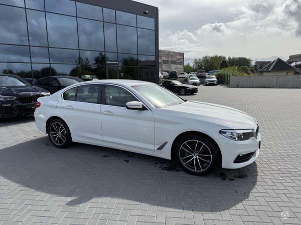 White BMW 520 2019 in Telschi, with an engine capacity of 2.00 L and mileage of 159 thousand km for 15999 €, photo 9 on AUTOMOTO.COM.LV