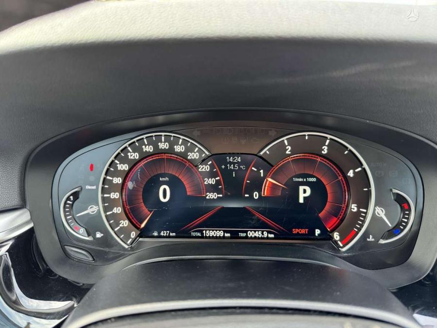 White BMW 520 2019 in Telschi, with an engine capacity of 2.00 L and mileage of 159 thousand km for 15999 €, photo 29 on AUTOMOTO.COM.LV