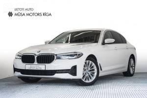 Balts BMW 520 2022 Rīga, ar dzinēja tilpumu 2.00 L un nobraukumu 111 tūkst. km par 30900 €, foto  vietnē AUTOMOTO.COM.LV