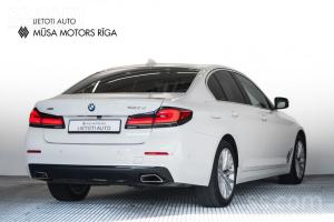 Balts BMW 520 2022 Rīga, ar dzinēja tilpumu 2.00 L un nobraukumu 111 tūkst. km par 30900 €, foto 3 vietnē AUTOMOTO.COM.LV