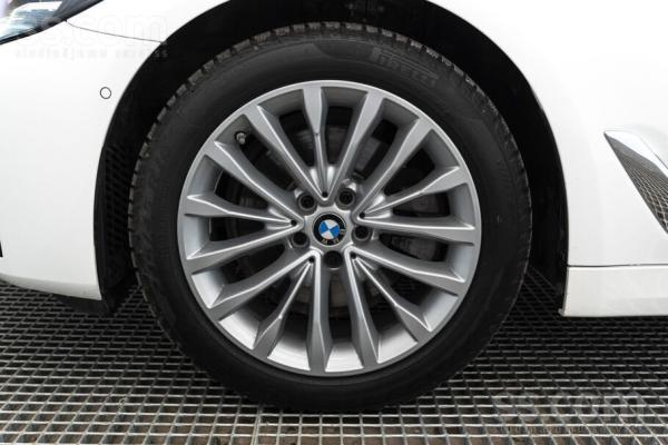 Balts BMW 520 2022 Rīga, ar dzinēja tilpumu 2.00 L un nobraukumu 111 tūkst. km par 30900 €, foto 10 vietnē AUTOMOTO.COM.LV