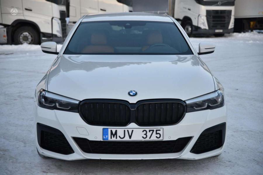 Balts BMW 520 2023 Viļņa, ar dzinēja tilpumu 2.00 L un nobraukumu 79 tūkst. km par 36000 €, foto 2 vietnē AUTOMOTO.COM.LV