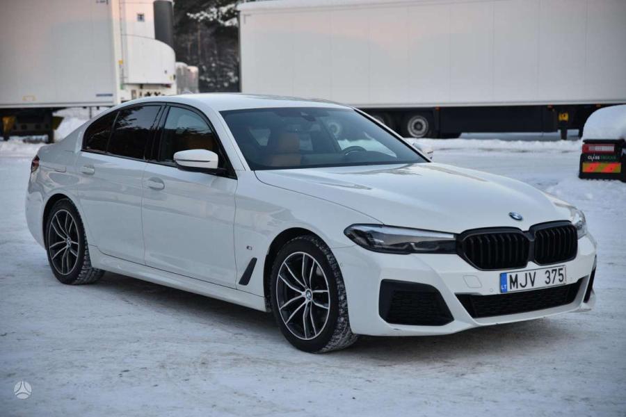 Balts BMW 520 2023 Viļņa, ar dzinēja tilpumu 2.00 L un nobraukumu 79 tūkst. km par 36000 €, foto 3 vietnē AUTOMOTO.COM.LV
