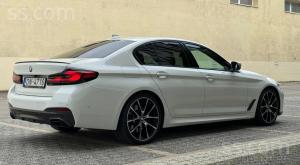 Balts BMW 520 2023 Rīga, ar dzinēja tilpumu 2.00 L un nobraukumu 165 tūkst. km par 33500 €, foto 3 vietnē AUTOMOTO.COM.LV