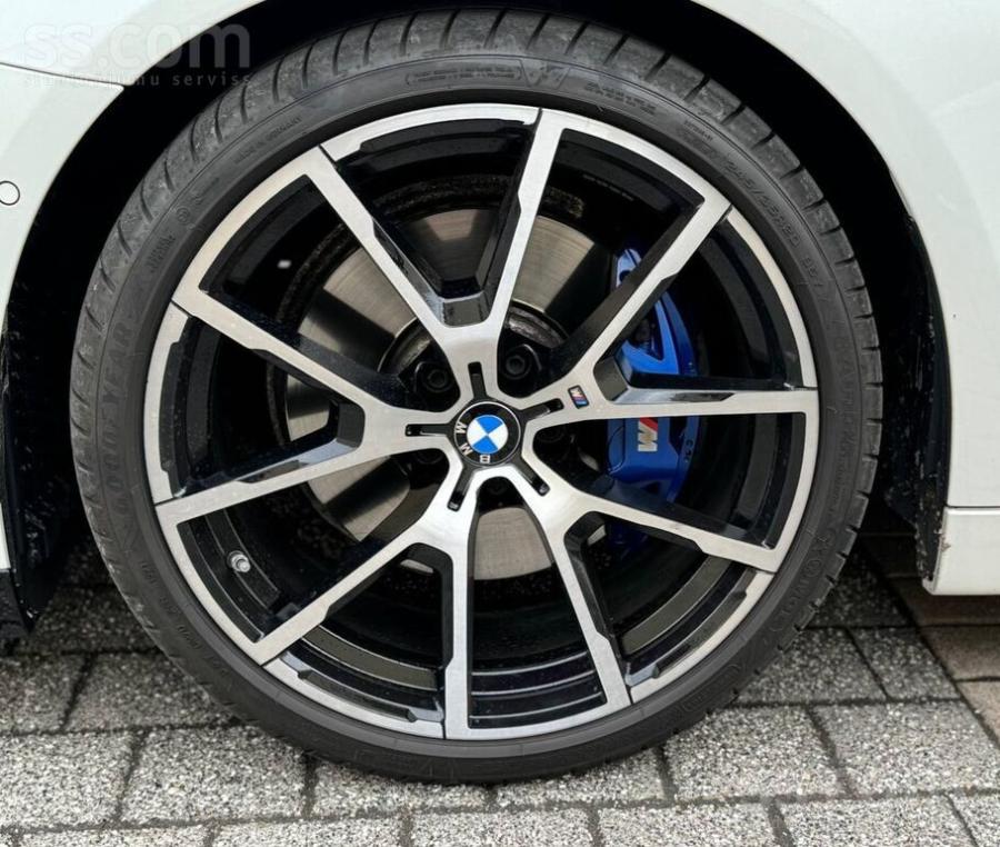 Balts BMW 520 2023 Rīga, ar dzinēja tilpumu 2.00 L un nobraukumu 165 tūkst. km par 33500 €, foto 10 vietnē AUTOMOTO.COM.LV
