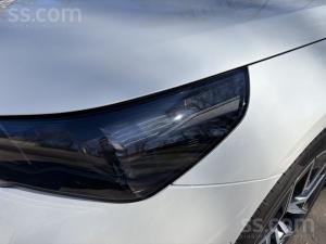 White BMW 520 2023 in Riga, with an engine capacity of 2.00 L and mileage of 59 thousand km for 50900 €, photo 13 on AUTOMOTO.COM.LV