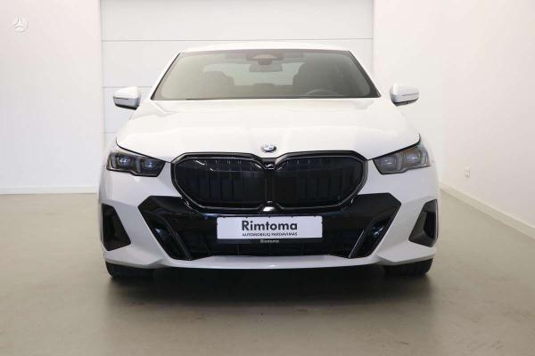 Balts BMW 520 2023 Viļņa, ar dzinēja tilpumu 2.00 L un nobraukumu 61 tūkst. km par 49990 €, foto 7 vietnē AUTOMOTO.COM.LV