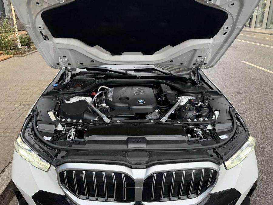 Balts BMW 520 2024 Viļņa, ar dzinēja tilpumu 2.00 L un nobraukumu 181 tūkst. km par 48000 €, foto 10 vietnē AUTOMOTO.COM.LV