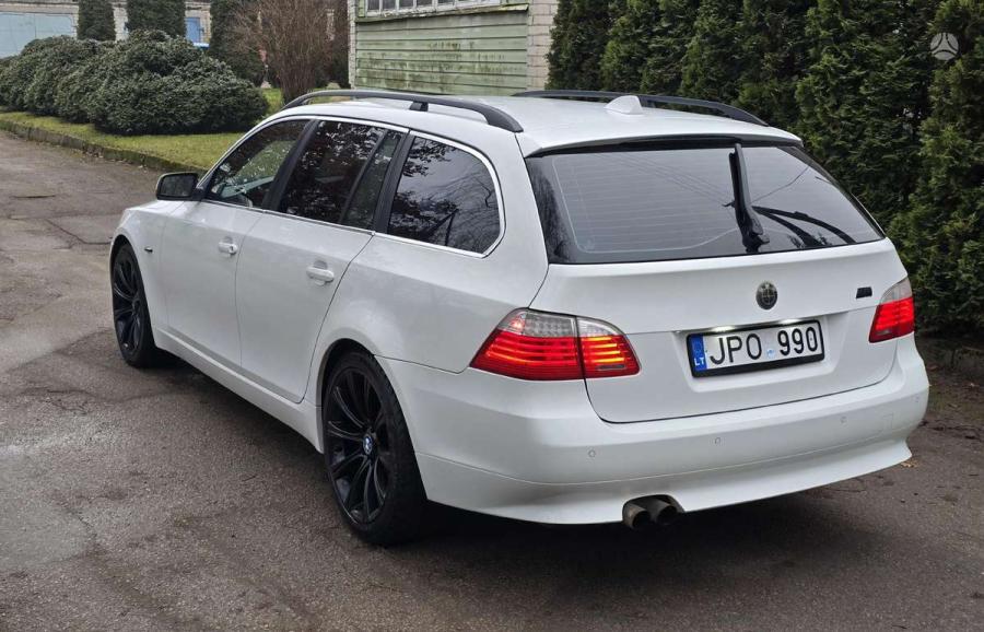 Balts BMW 520 2007 Radviliškis, ar dzinēja tilpumu 2.00 L un nobraukumu 298 tūkst. km par 3200 €, foto 6 vietnē AUTOMOTO.COM.LV