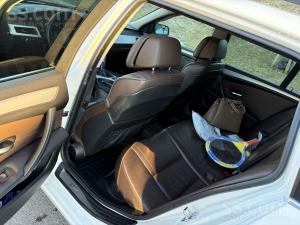 White BMW 520 2008 in Rezekne, with an engine capacity of 2.00 L and mileage of 294 thousand km for 4700 €, photo 6 on AUTOMOTO.COM.LV