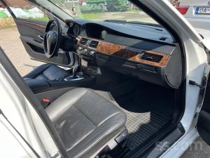 Balts BMW 520 2008 Saldus, ar dzinēja tilpumu 2.00 L un nobraukumu 341 tūkst. km par 4650 €, foto 17 vietnē AUTOMOTO.COM.LV