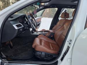 White BMW 520 2009 in Radviliskis, with an engine capacity of 2.00 L and mileage of 339 thousand km for 5900 €, photo 13 on AUTOMOTO.COM.LV