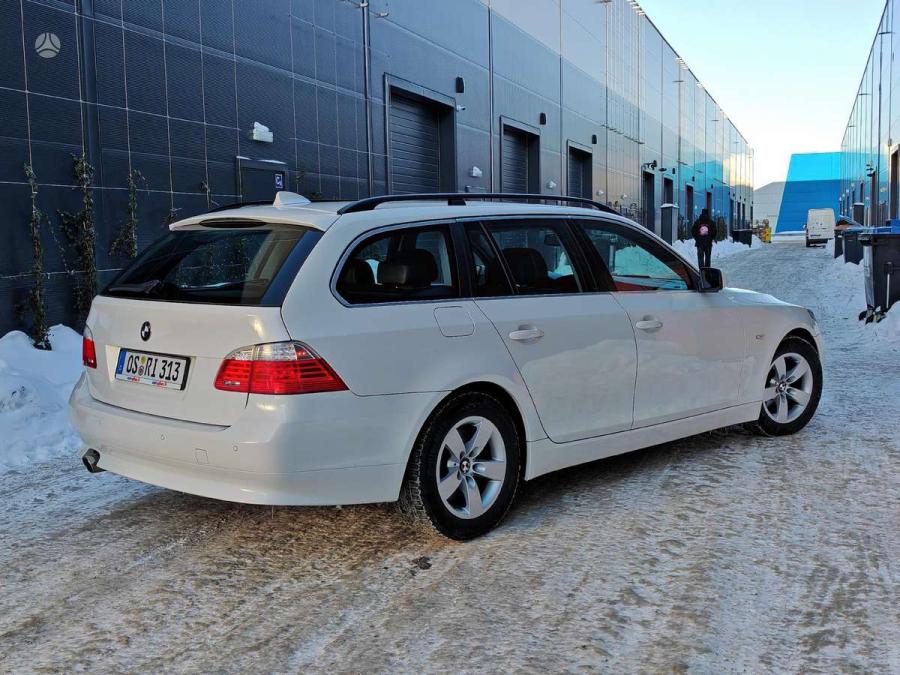 White BMW 520 2009 in Klaipeda, with an engine capacity of 2.00 L and mileage of 246 thousand km for 5550 €, photo 8 on AUTOMOTO.COM.LV