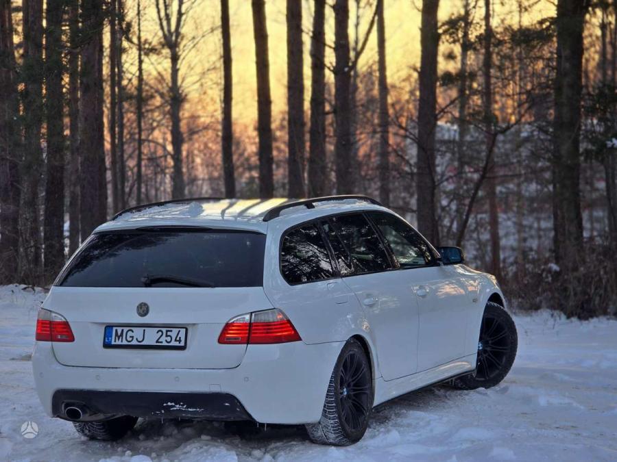 Balts BMW 520 2009 Radviliškis, ar dzinēja tilpumu 2.00 L un nobraukumu 341 tūkst. km par 5700 €, foto 11 vietnē AUTOMOTO.COM.LV