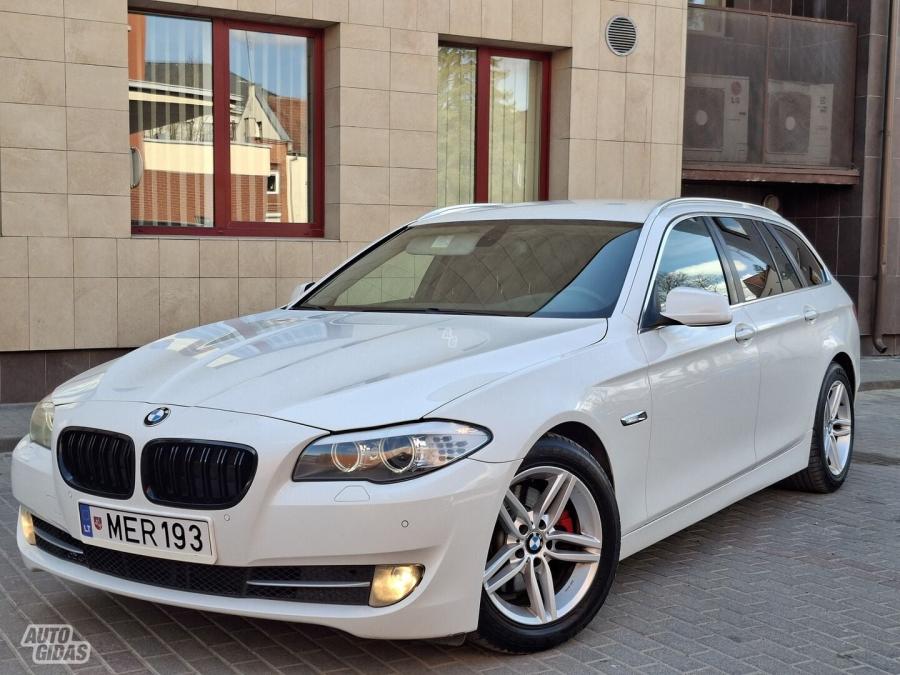 White BMW 520 2010 in Silute, with an engine capacity of 2.00 L and mileage of 321 thousand km for 7200 €, photo 9 on AUTOMOTO.COM.LV