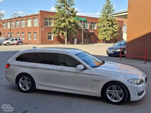 White BMW 520 2010 in Silute, with an engine capacity of 2.00 L and mileage of 321 thousand km for 7200 €, photo 12 on AUTOMOTO.COM.LV
