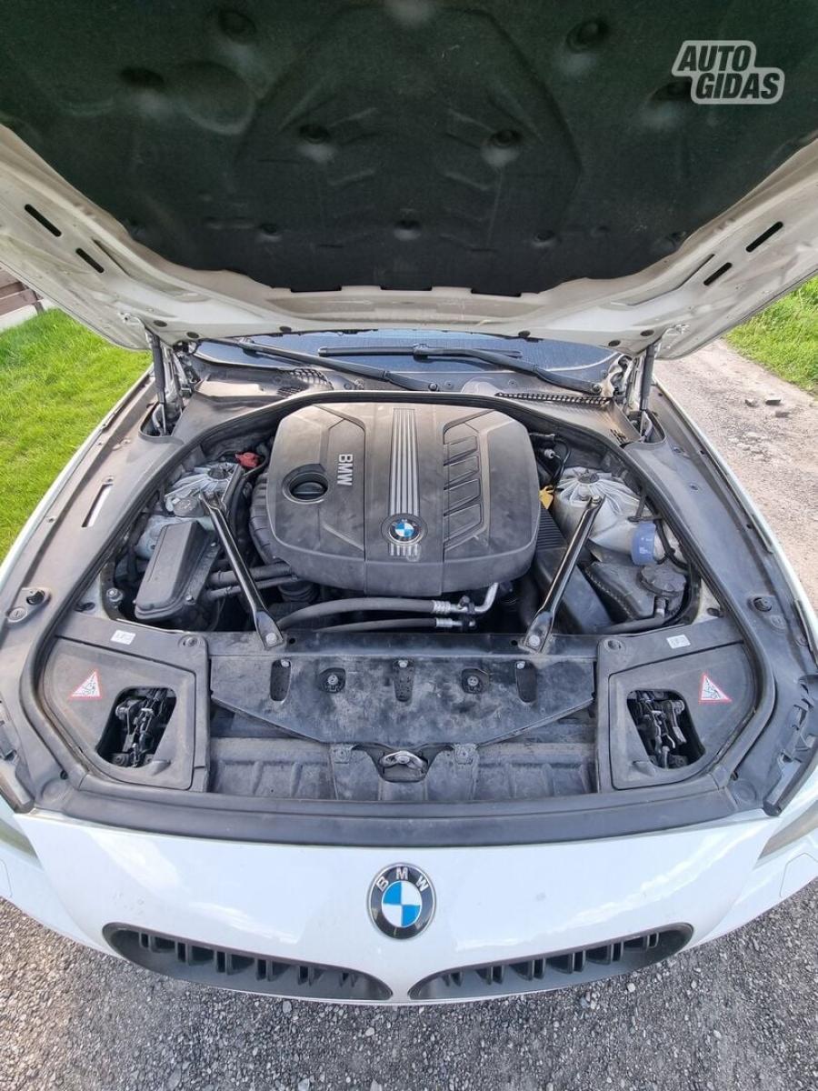 White BMW 520 2010 in Vievis, with an engine capacity of 2.00 L and mileage of 312 thousand km for 6200 €, photo 24 on AUTOMOTO.COM.LV