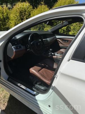 Balts BMW 520 2010 Alūksne, ar dzinēja tilpumu 2.00 L un nobraukumu 278 tūkst. km par 7650 €, foto 6 vietnē AUTOMOTO.COM.LV