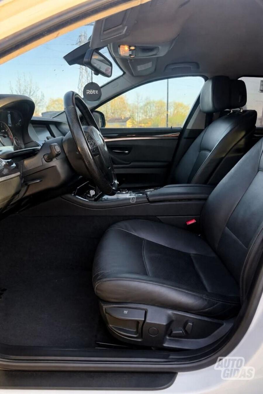 White BMW 520 2010 in Kaunas, with an engine capacity of 2.00 L and mileage of 265 thousand km for 6500 €, photo 7 on AUTOMOTO.COM.LV