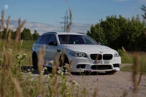 Balts BMW 520 2010 Viļņa, ar dzinēja tilpumu 2.00 L un nobraukumu 340 tūkst. km par 7700 €, foto  vietnē AUTOMOTO.COM.LV