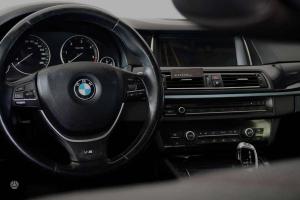 White BMW 520 2010 in Vilnius, with an engine capacity of 2.00 L and mileage of 340 thousand km for 7700 €, photo 12 on AUTOMOTO.COM.LV