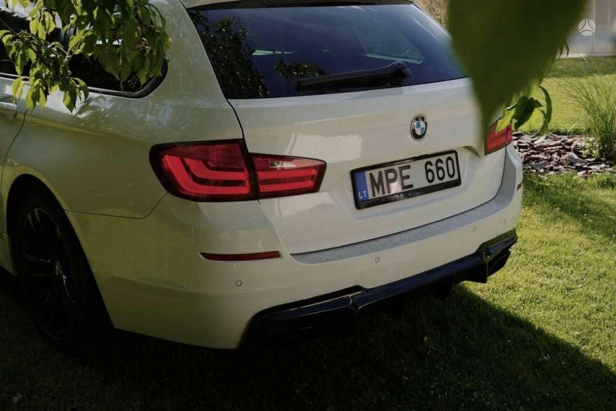 White BMW 520 2010 in Vilnius, with an engine capacity of 2.00 L and mileage of 340 thousand km for 7700 €, photo 16 on AUTOMOTO.COM.LV