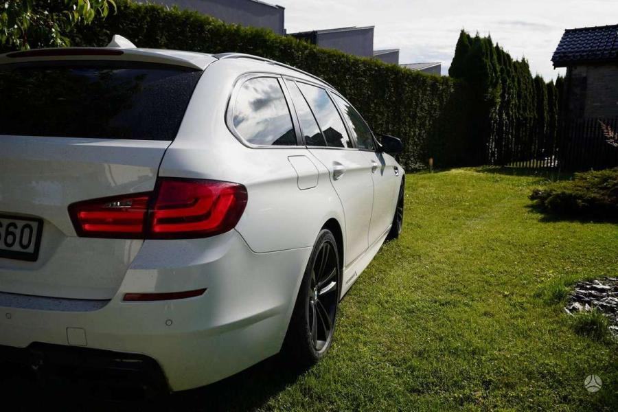 White BMW 520 2010 in Vilnius, with an engine capacity of 2.00 L and mileage of 340 thousand km for 7700 €, photo 17 on AUTOMOTO.COM.LV