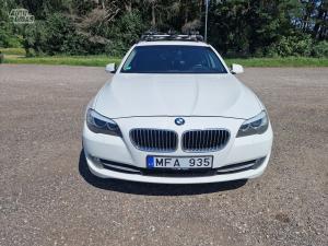 Balts BMW 520 2010 Viļņa, ar dzinēja tilpumu 2.00 L un nobraukumu 288 tūkst. km par 7500 €, foto 3 vietnē AUTOMOTO.COM.LV