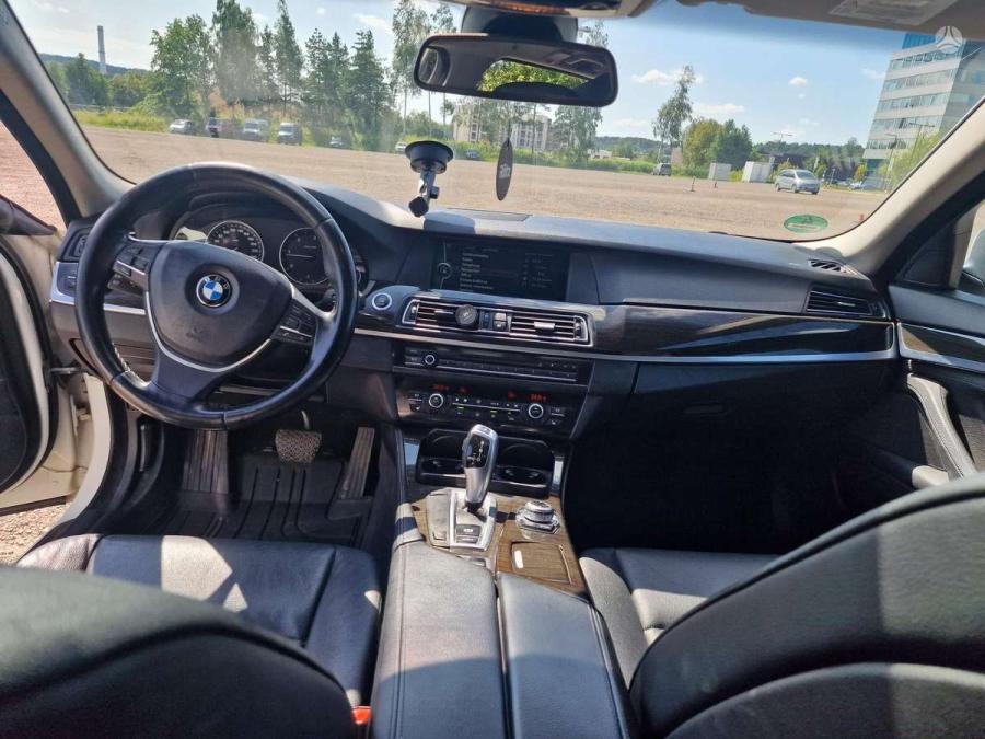 Белый БМВ 520 2010 в Вильнюс, объемом двигателя 2.00 л и пробегом 290 тыс. км за 7450 €, фото 9 на AUTOMOTO.COM.LV