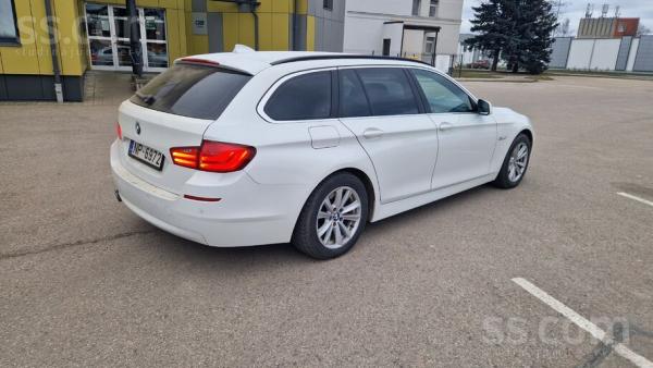 White BMW 520 2011 in Bauska, with an engine capacity of 2.00 L and mileage of 0 thousand km for 6650 €, photo 3 on AUTOMOTO.COM.LV