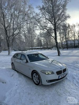 Balts BMW 520 2011 Šilutė, ar dzinēja tilpumu 2.00 L un nobraukumu 350 tūkst. km par 6900 €, foto 2 vietnē AUTOMOTO.COM.LV