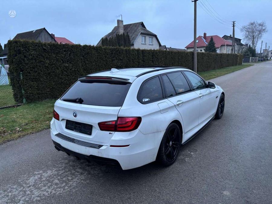 White BMW 520 2011 in Jurbarkas, with an engine capacity of 2.00 L and mileage of 233 thousand km for 10500 €, photo 10 on AUTOMOTO.COM.LV
