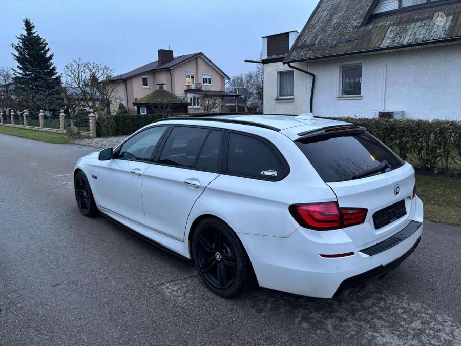 White BMW 520 2011 in Jurbarkas, with an engine capacity of 2.00 L and mileage of 233 thousand km for 10500 €, photo 11 on AUTOMOTO.COM.LV