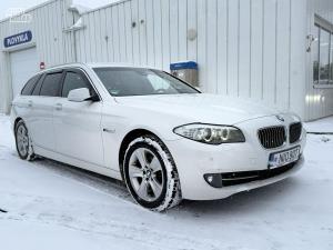 Balts BMW 520 2011 Šilutė, ar dzinēja tilpumu 2.00 L un nobraukumu 300 tūkst. km par 5999 €, foto  vietnē AUTOMOTO.COM.LV