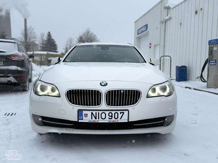 Balts BMW 520 2011 Šilutė, ar dzinēja tilpumu 2.00 L un nobraukumu 300 tūkst. km par 5999 €, foto 2 vietnē AUTOMOTO.COM.LV