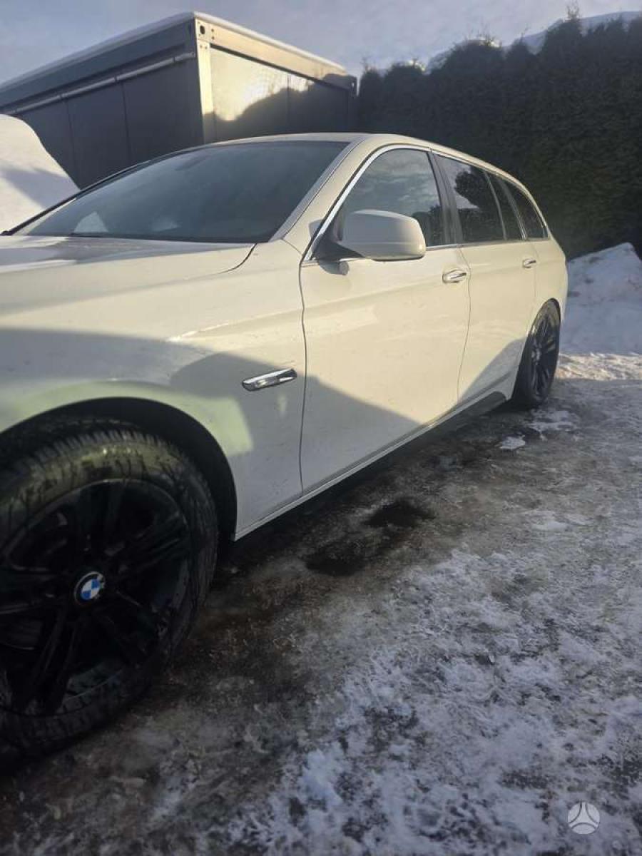 Balts BMW 520 2011 Viļņa, ar dzinēja tilpumu 0.00 L un nobraukumu 297 tūkst. km par 4666 €, foto 3 vietnē AUTOMOTO.COM.LV