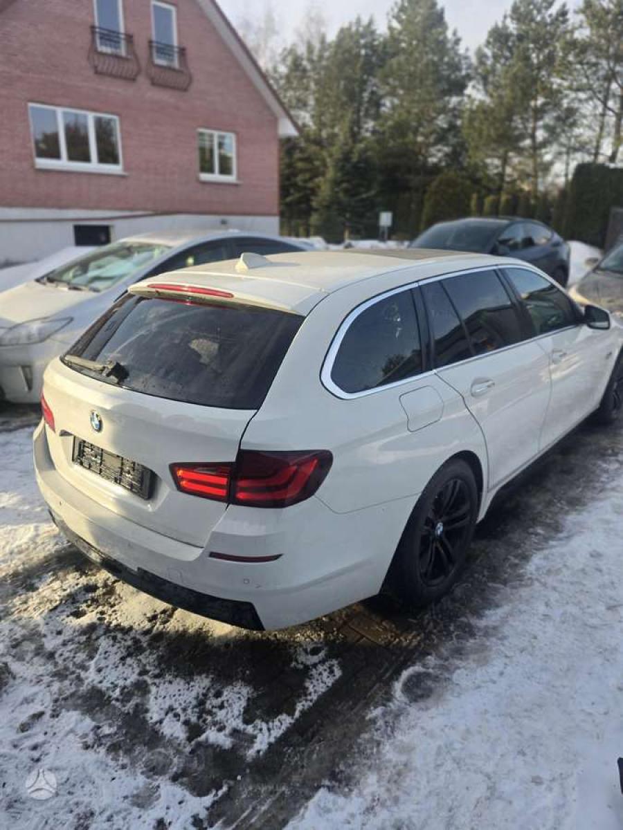 Balts BMW 520 2011 Viļņa, ar dzinēja tilpumu 0.00 L un nobraukumu 297 tūkst. km par 4666 €, foto 5 vietnē AUTOMOTO.COM.LV