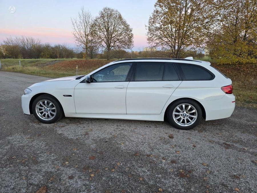White BMW 520 2011 in Kaunas, with an engine capacity of 2.00 L and mileage of 330 thousand km for 8399 €, photo 3 on AUTOMOTO.COM.LV