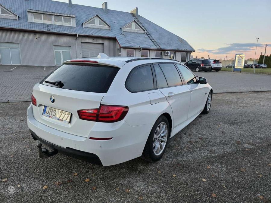 White BMW 520 2011 in Kaunas, with an engine capacity of 2.00 L and mileage of 330 thousand km for 8399 €, photo 6 on AUTOMOTO.COM.LV