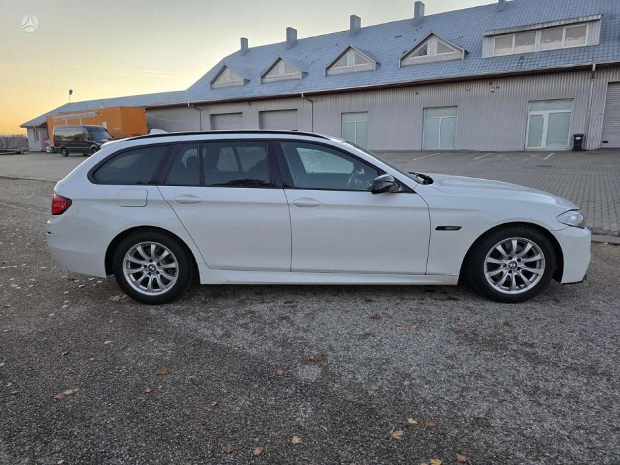 White BMW 520 2011 in Kaunas, with an engine capacity of 2.00 L and mileage of 330 thousand km for 8399 €, photo 7 on AUTOMOTO.COM.LV